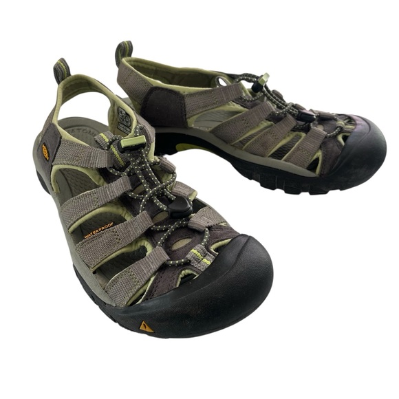 Keen | Shoes | Keen Newport H2 Waterproof Closed Toe Sandals Gray Green ...
